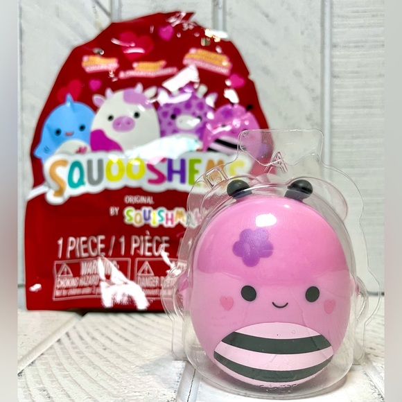 Jazwares | Toys | Squooshems By Squishmallows Valentine Squad Leonie ...